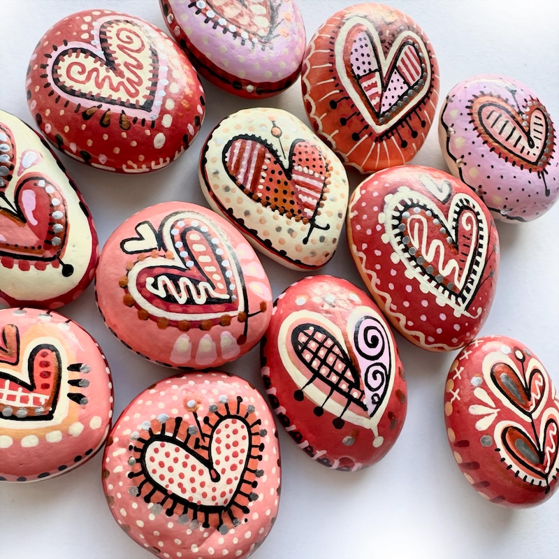 Heart Painted Rocks - Etsy