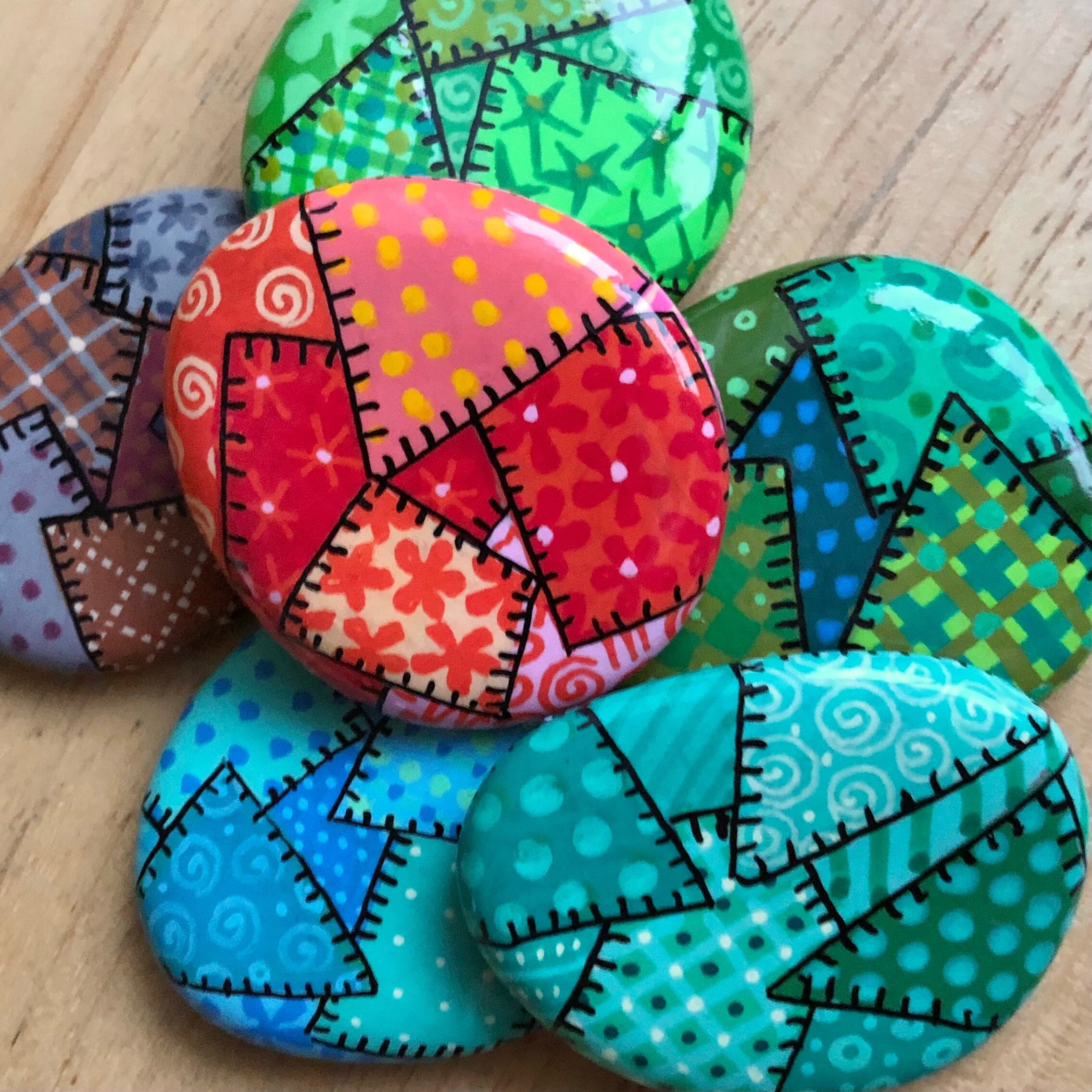 Rainbow-colored Patchwork Quilt Painted Stones Set of 6 - Etsy