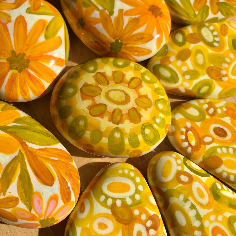 ScribblyStones - Etsy