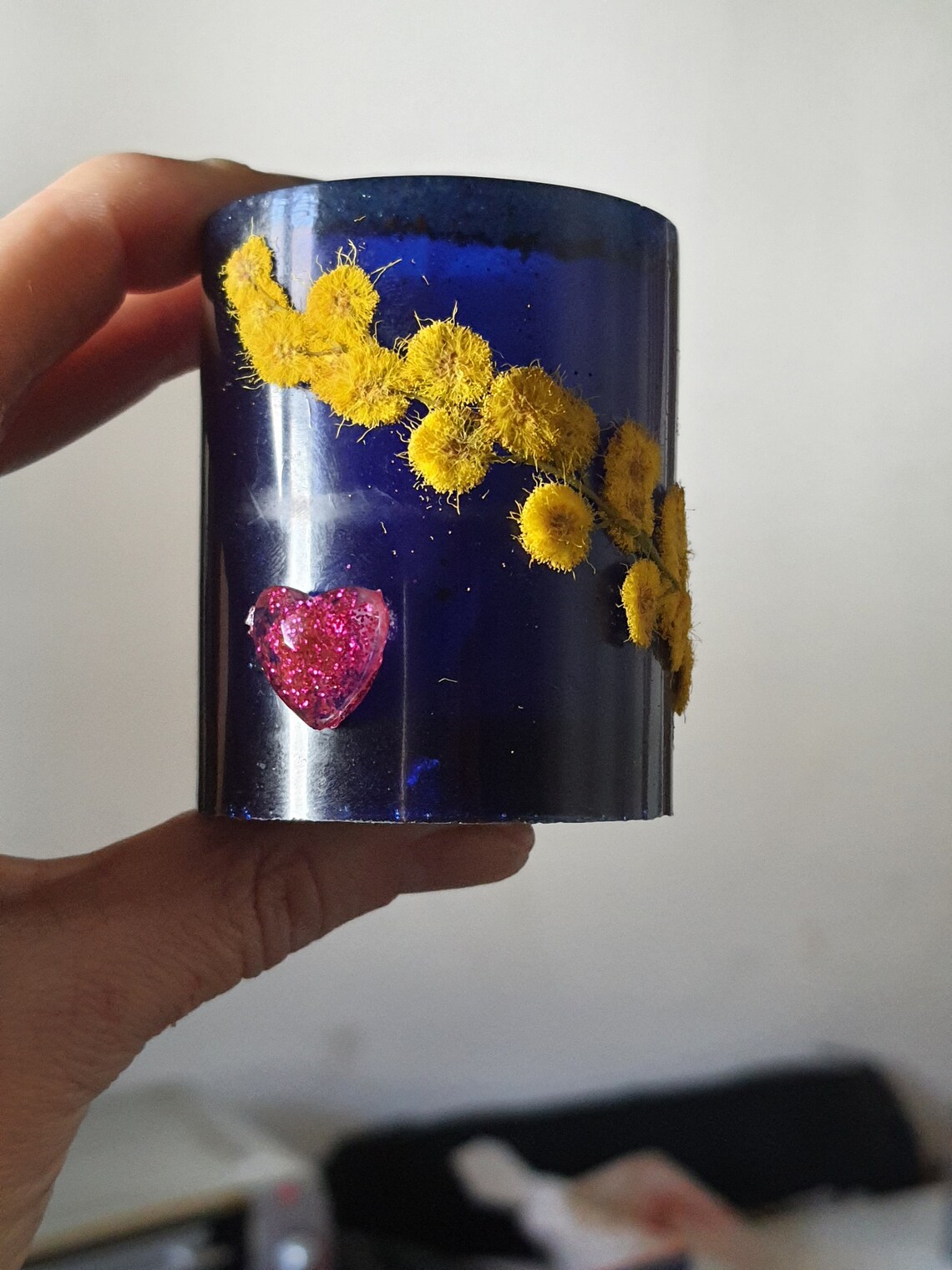 Epoxy Resin Vase With Dried Flowers and a Heart in Epoxy Resin - Etsy