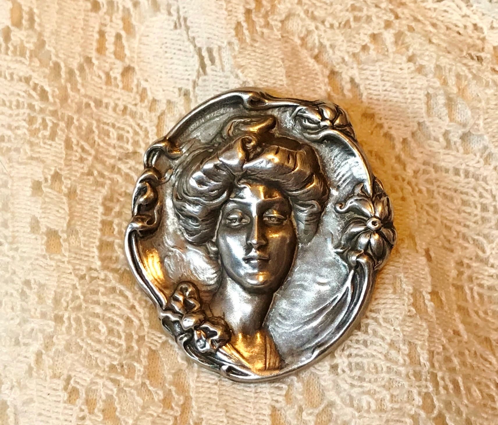 GIBSON GIRL Sterling Pin, Antique Silver Repousse Brooch, Hollow Pin, C ...