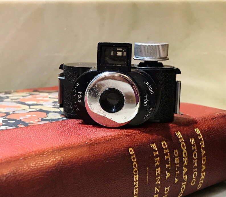 Miniature Spy Camera, PIXIE WHITTAKER Micro Subminiature 16 CAMERA ...