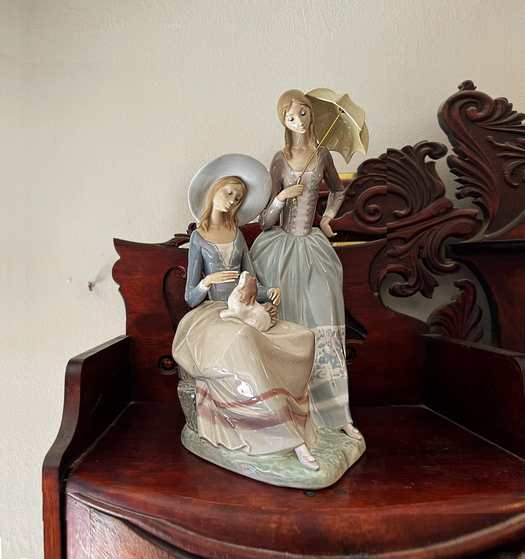 LLADRO 2 LADIES With DOG and Parasol, Figurine Named Harmony or Group ...