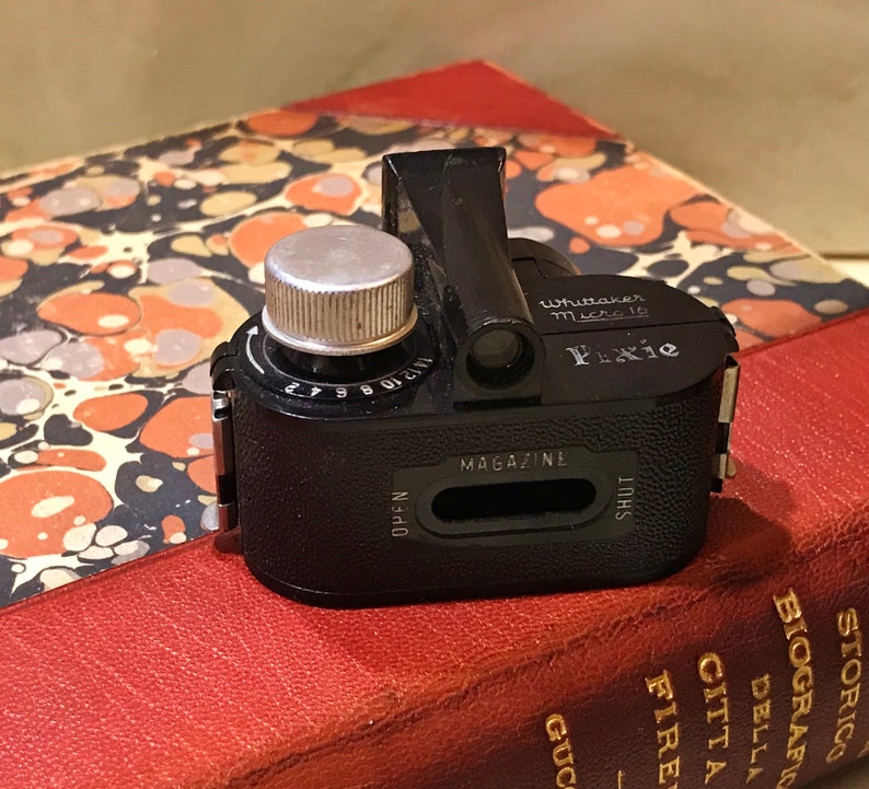 Miniature Spy Camera, PIXIE WHITTAKER Micro Subminiature 16 CAMERA ...