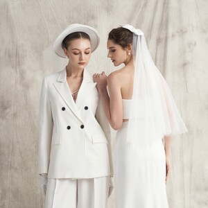 Short Wedding Veil With Bow Tie / Custom Veil / White Veil / Bridal ...