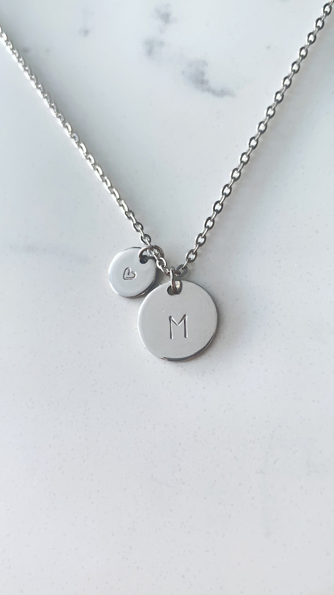 Personalisierte Initial und Herz Charm Halskette | Personalisierte Buchstabe Herz Liebe ...