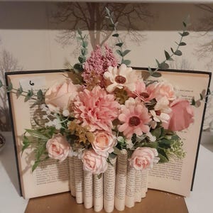 Fab Bespoke & Upcycled Book Vase - Etsy