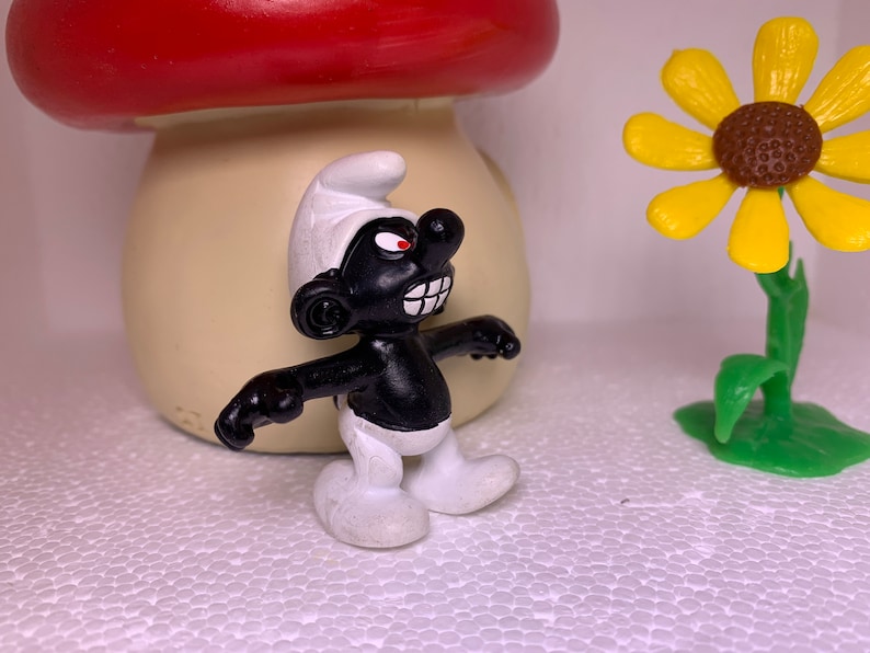 2.0007-21 Rarevintage Smurfs Figure20007 Angry Smurf Large Mold Peyo ...