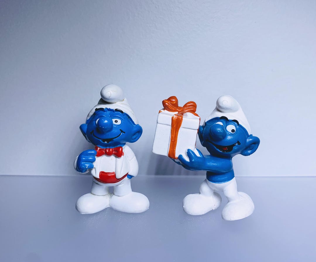 CELEBRATIONS-0202 Smurf Collection Unique Set of 2 Vintage Pre-owned ...