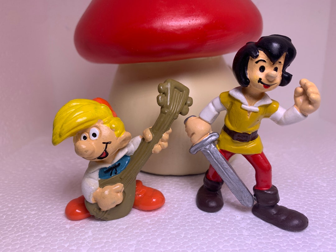 Smurfs Collectors Unique Set of 2 Pre-owned and Vintage Smurf Figures ...