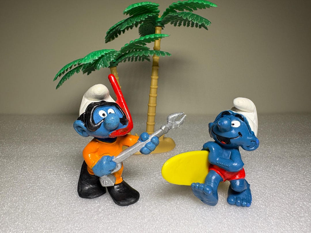 Ocean-0204_set of 2 Vintage Pre-owned Native Smurf Figures 20120 ...