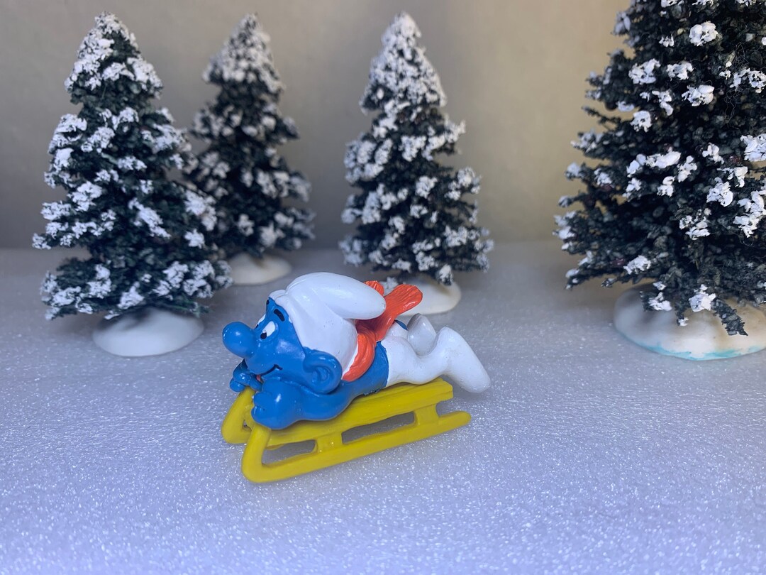 From the Super Smurfs Series Pre-owned Vintage Smurf Figure Peyo ...