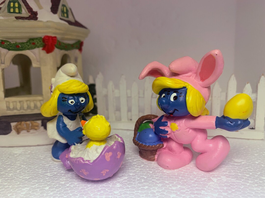 Easter-0203_from the Set of 2 Pre-owned Vintage Smurfs Figures Schleich ...