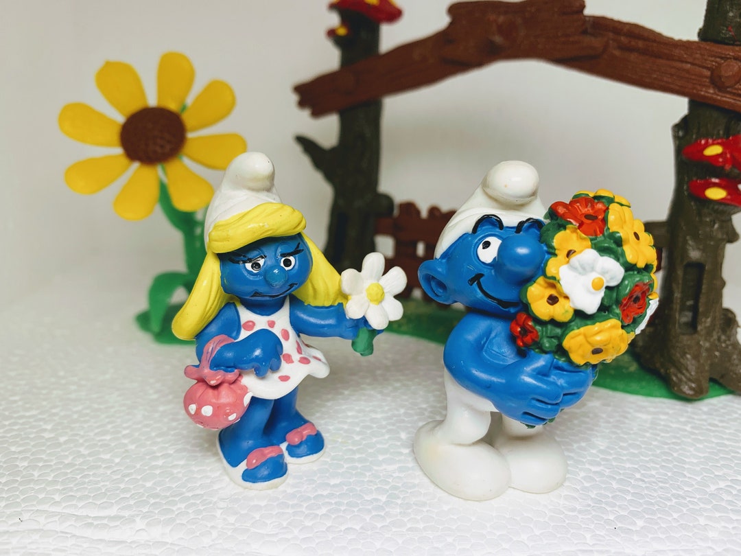 FLOWERS-0210 Smurfs Collection- 2 Nice Vintage Pre-owned Schleich Smurf ...