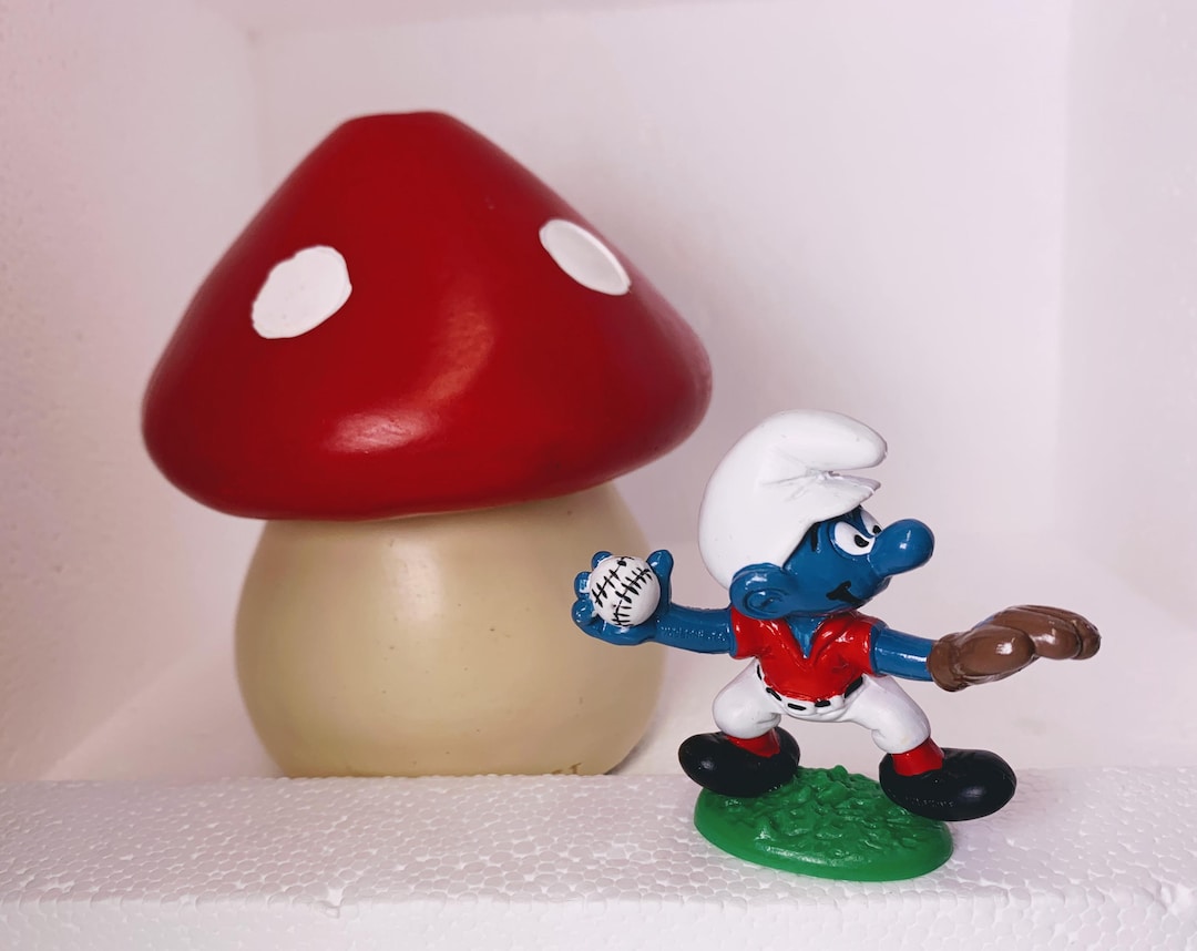 2.0166-10 Pitcher Smurf Very Rare vintage Pre-owned 20166 Smurf Figure ...