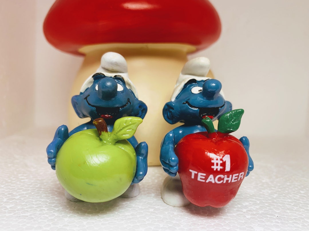 From the Blue Smurfs Variation Collection 2 Vintage Schleich Toy Smurf ...