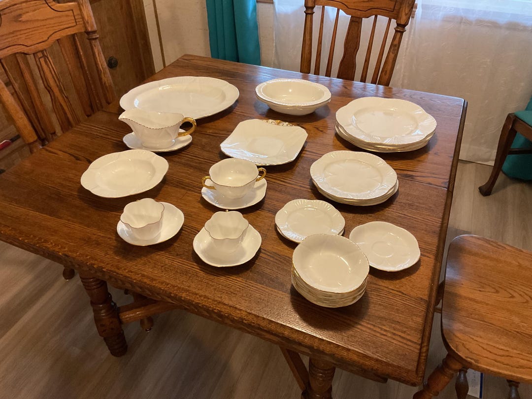 Shelly Fine Bone China Made in England Regency Dainty Assorted Pieces ...