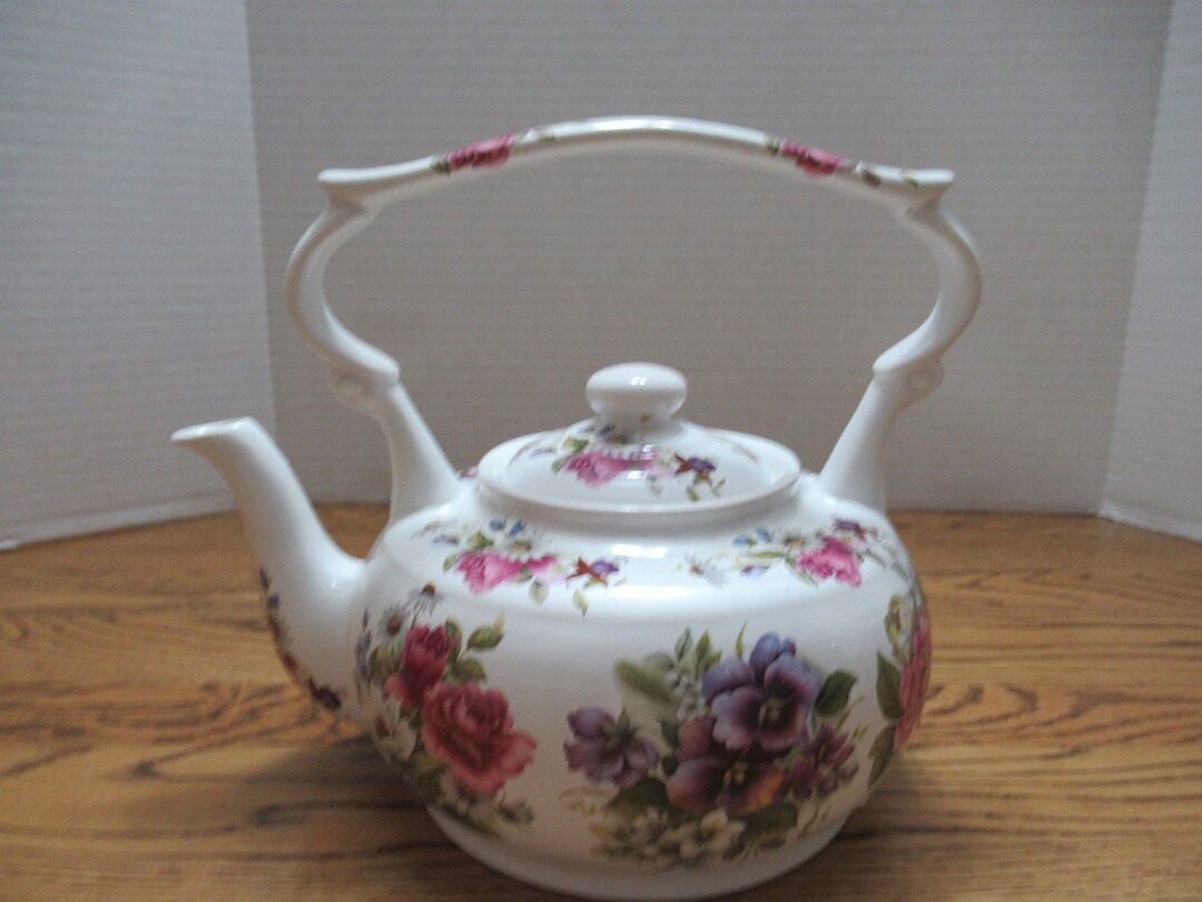 Vintage Arthur Wood Teapot - Etsy