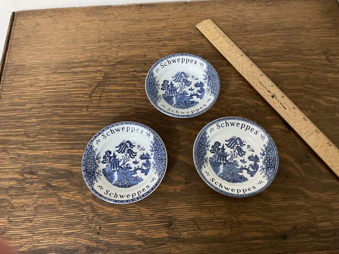 Vintage Schweppes Blue Willow Tip Plates, Made by Wedgewood in England ...