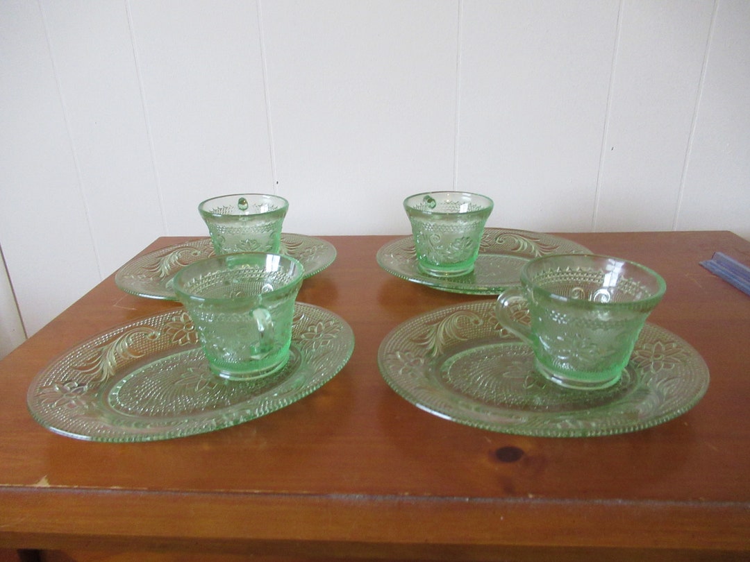 Tiara Glass Snack Sets Chantilly Green - Etsy