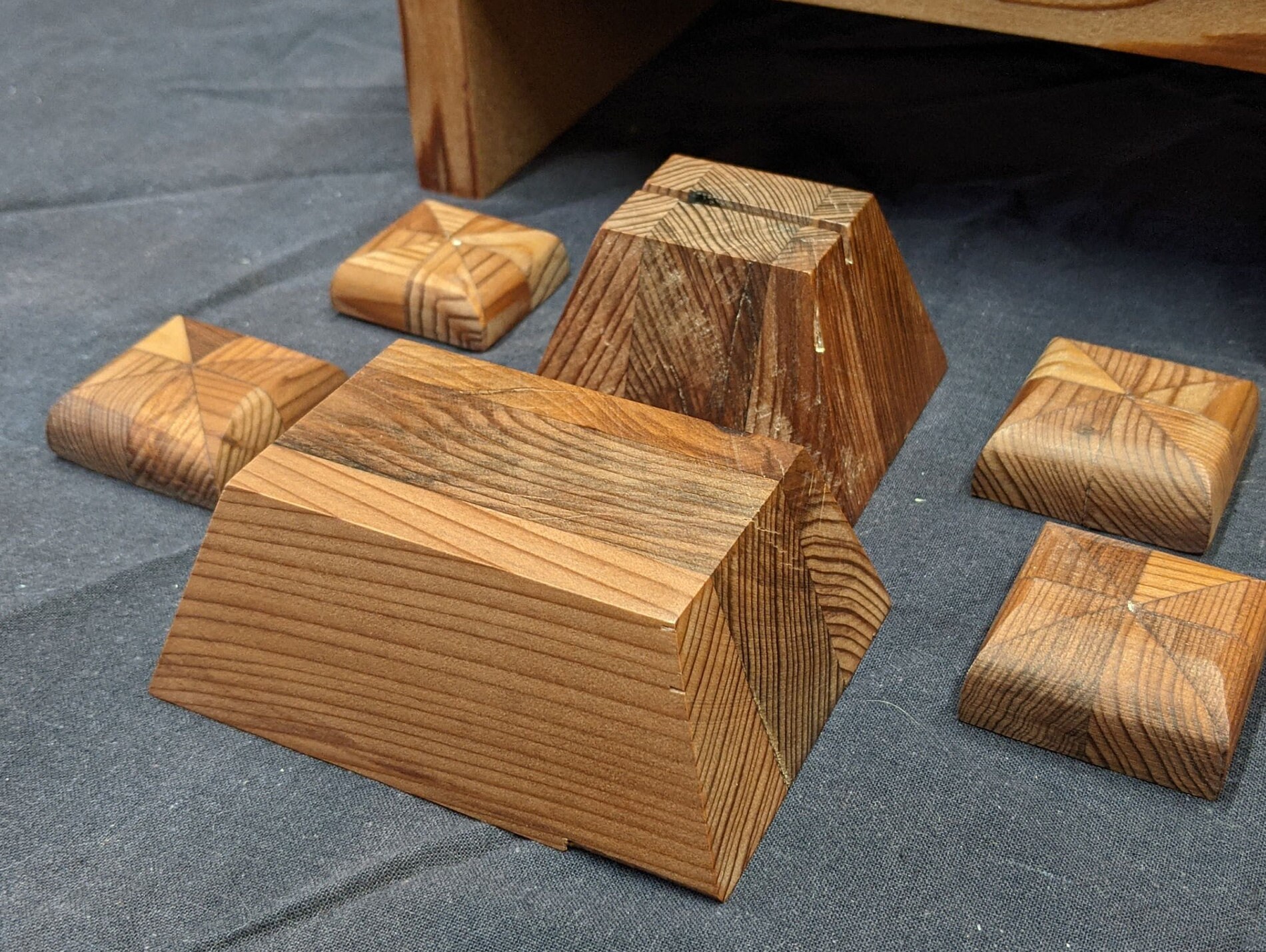 Paquete de altar de cedro rústico hecho a mano con seis piezas adjuntas ...