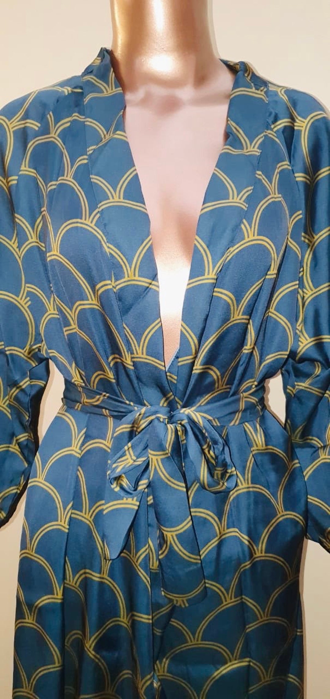 Women Kimono Batik Pattern in Satin - Etsy