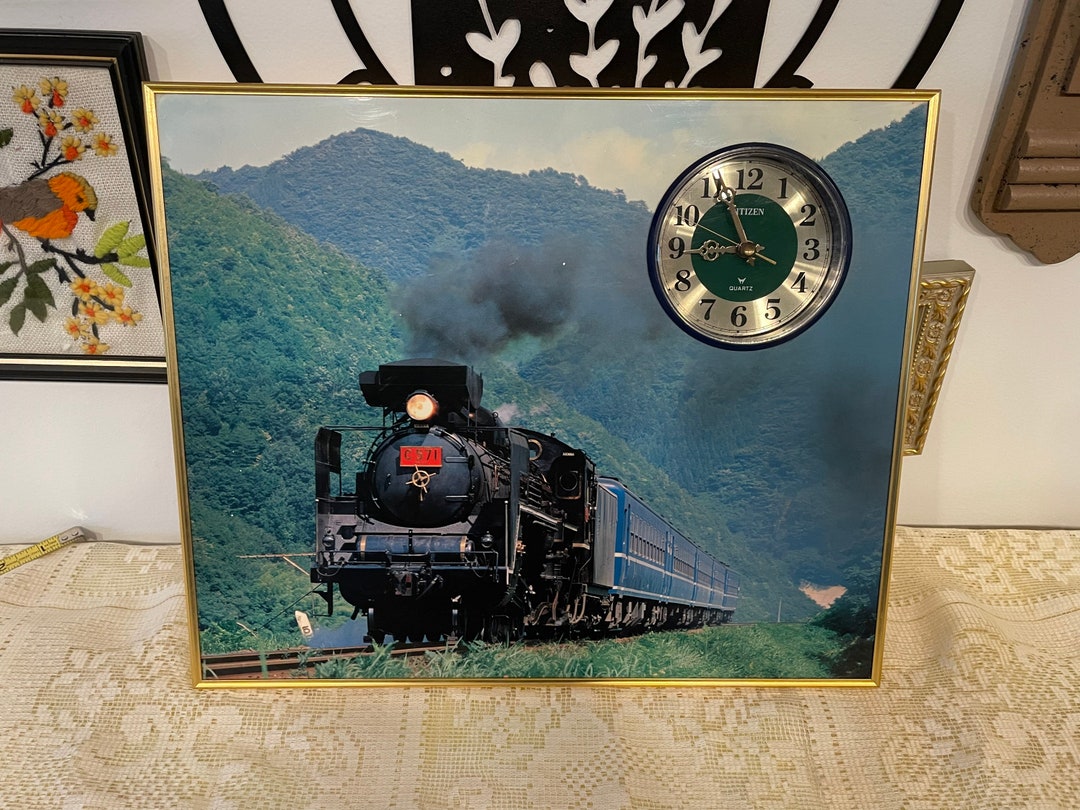 Vintage Locomotive Steam Train Citizen Clock Sign Gold Face Wall Clock ...