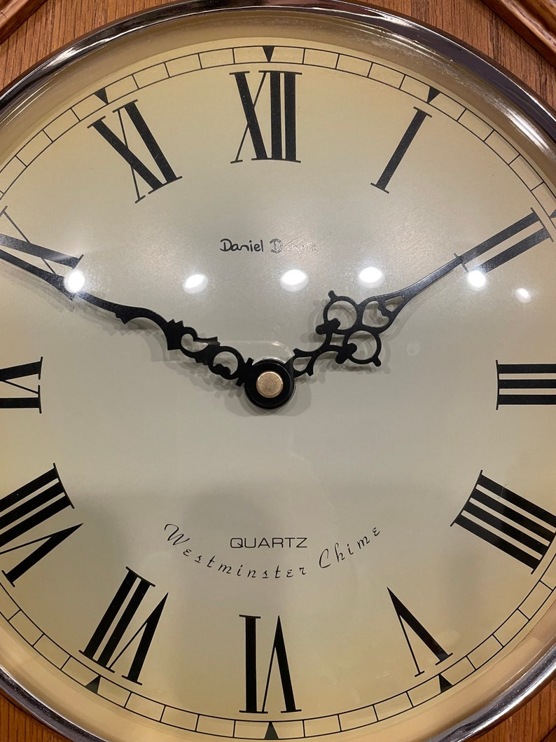 DANIEL Dakota Quartz Regulator Westminster Chime Wall CLOCK 24 X 14 X 4 ...
