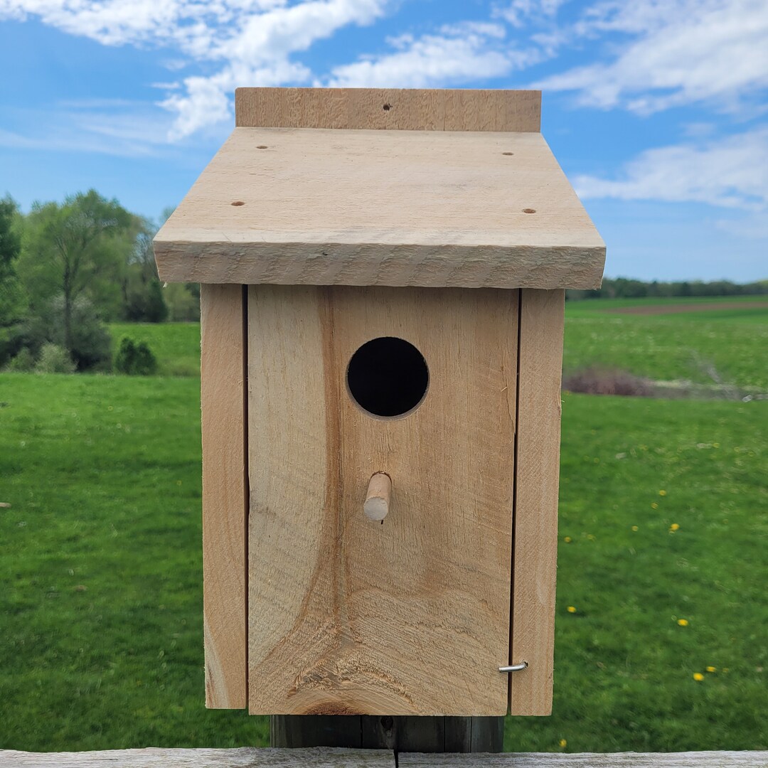Pine Wood Birdhouse - Etsy