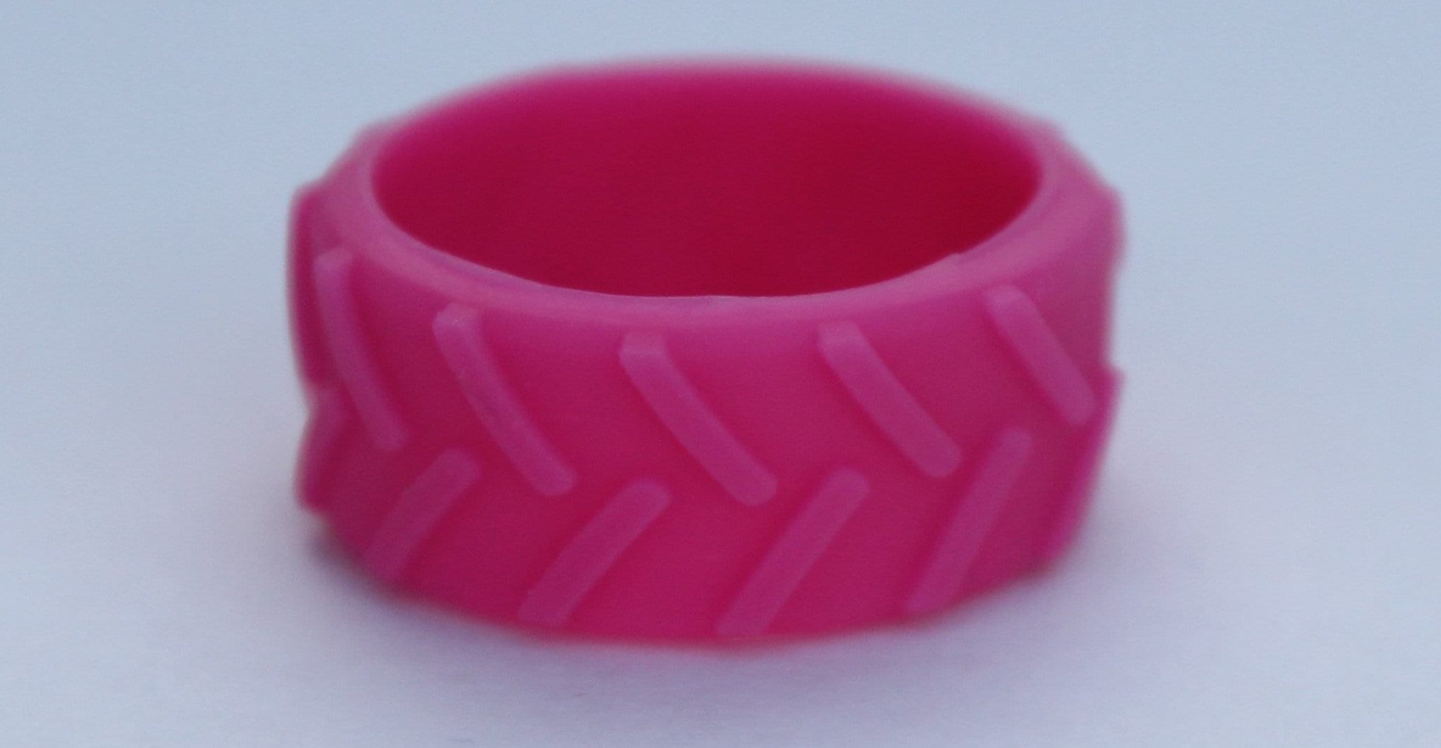 Silicone Rings With a Unique TRACTOR TREAD Design!! - Etsy