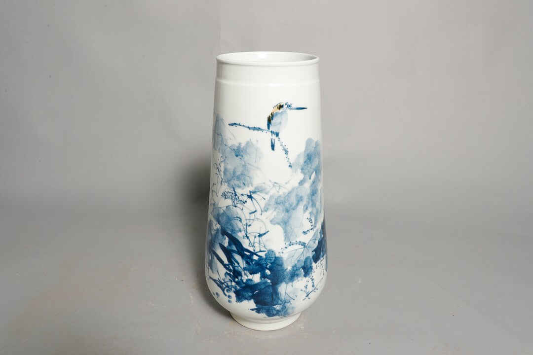 Bird Above Brambles, Classic Porcelain Art Piece, Collectible Porcelain ...