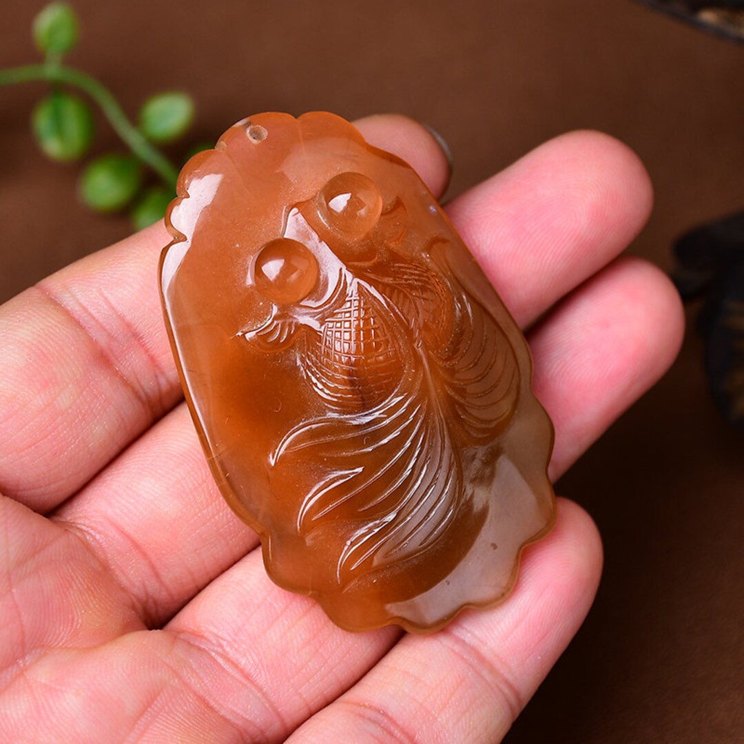 Gorgeous Red Rabbit Hair Goldfish Carving , Crystal Carving Fish ...