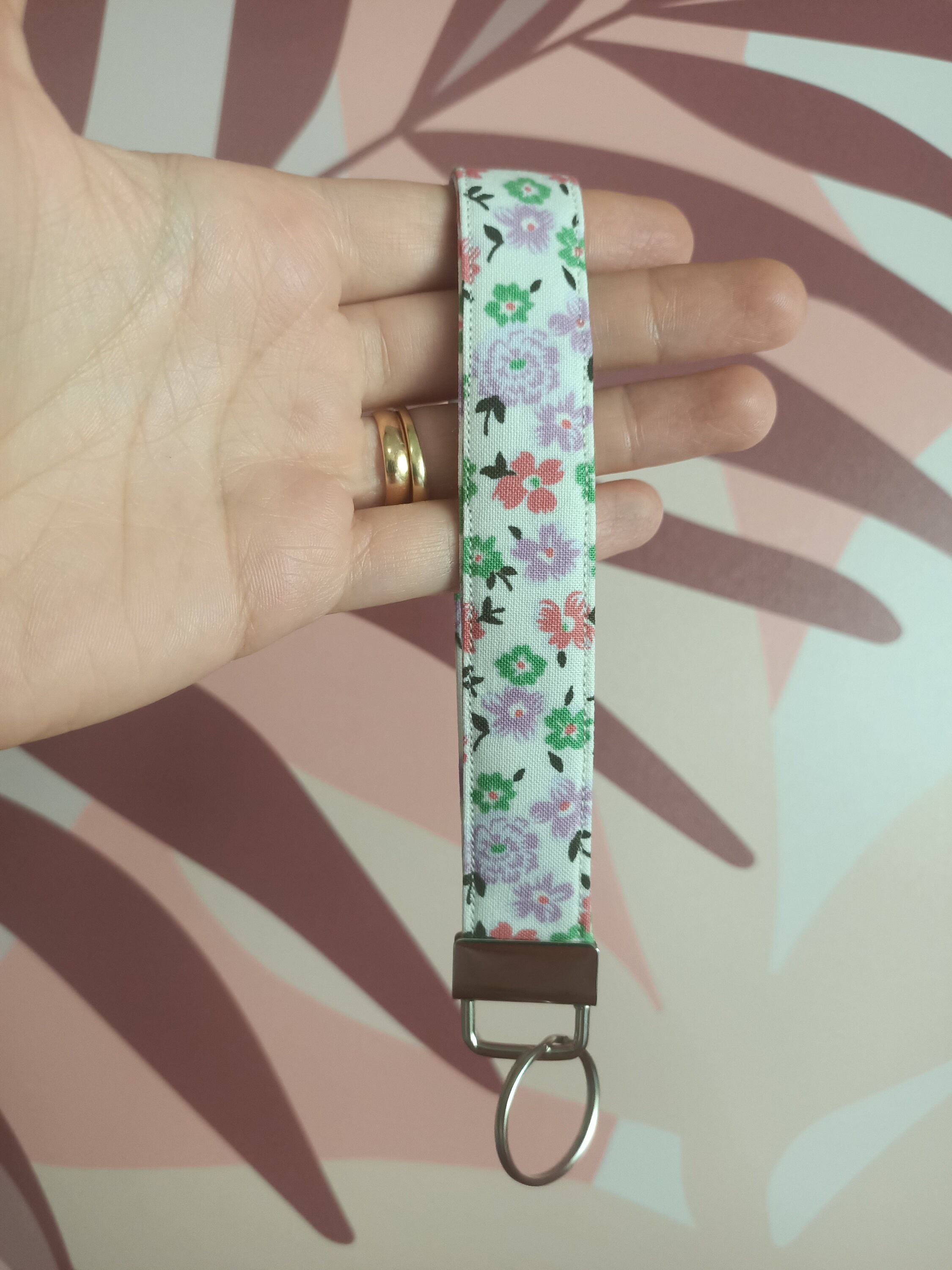 Lanyard / Key Fob Handmade Fabric Neck Lanyard, Floral Lanyards, ID ...