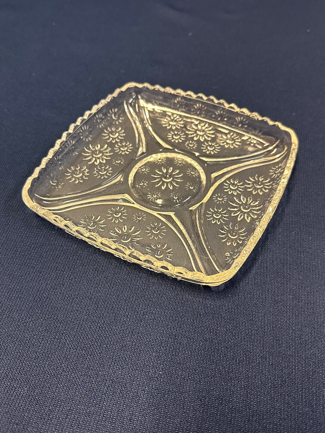 Vintage Daisy Pattern Square Dish Clear Glass, Daisy Glass Trinket Dish ...