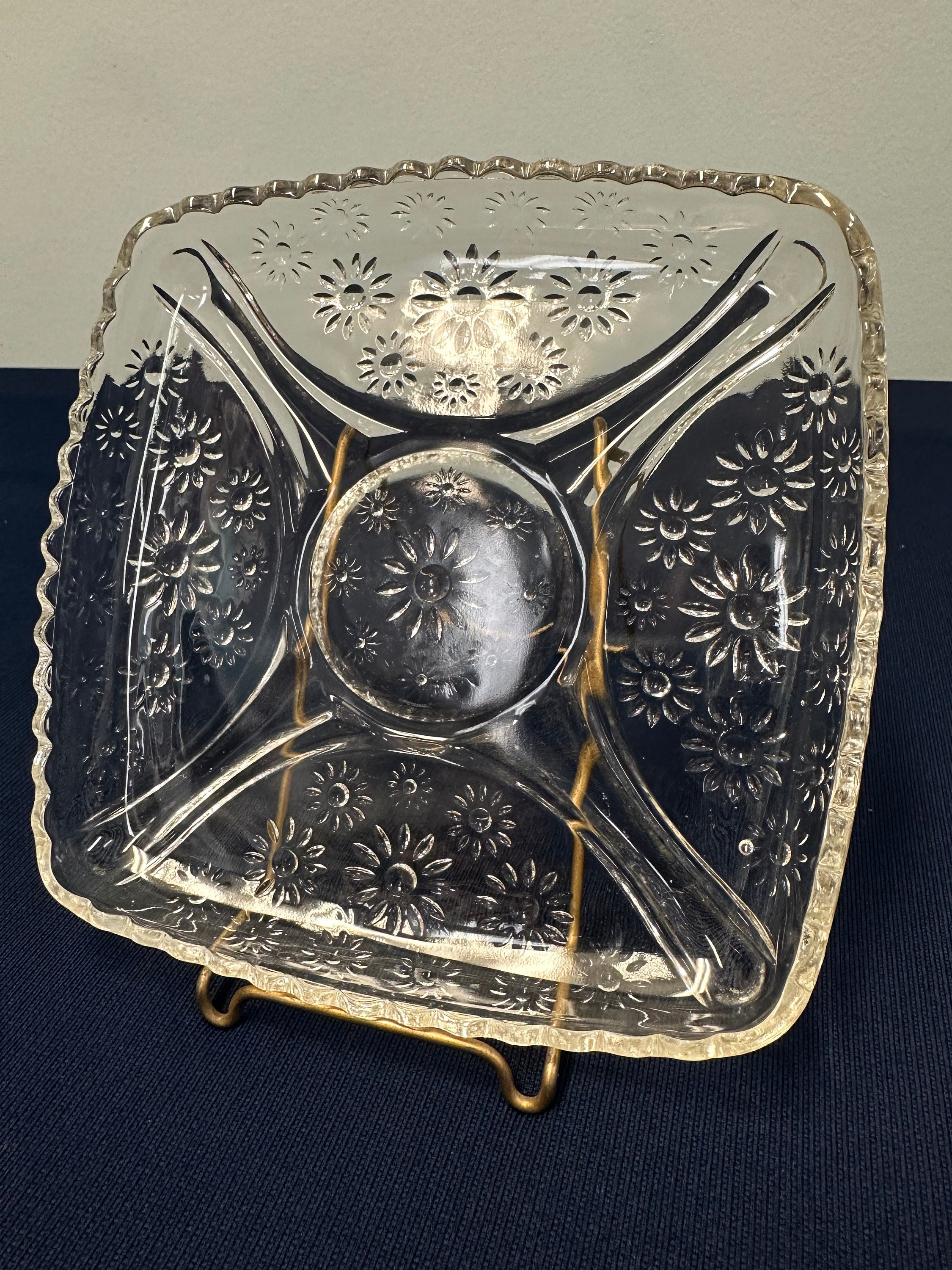 Vintage Daisy Pattern Square Dish Clear Glass, Daisy Glass Trinket Dish ...