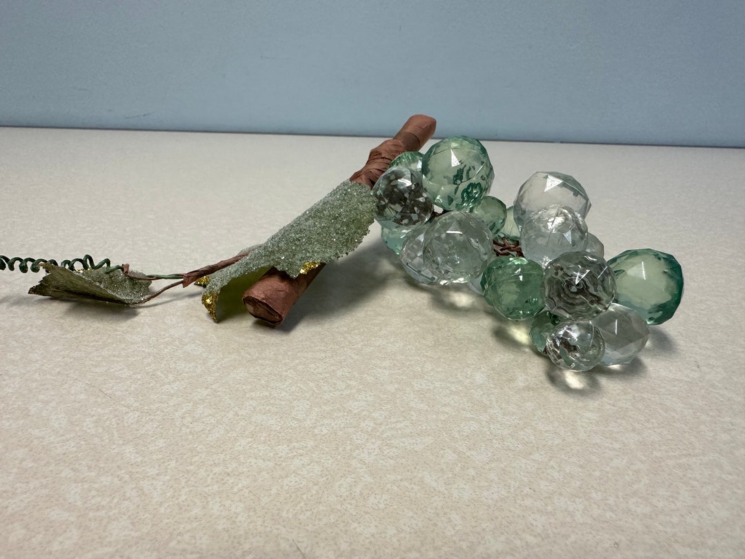 Acrylic Lucite Grape Cluster, Small, Green Clear Lucite Grapes - Etsy