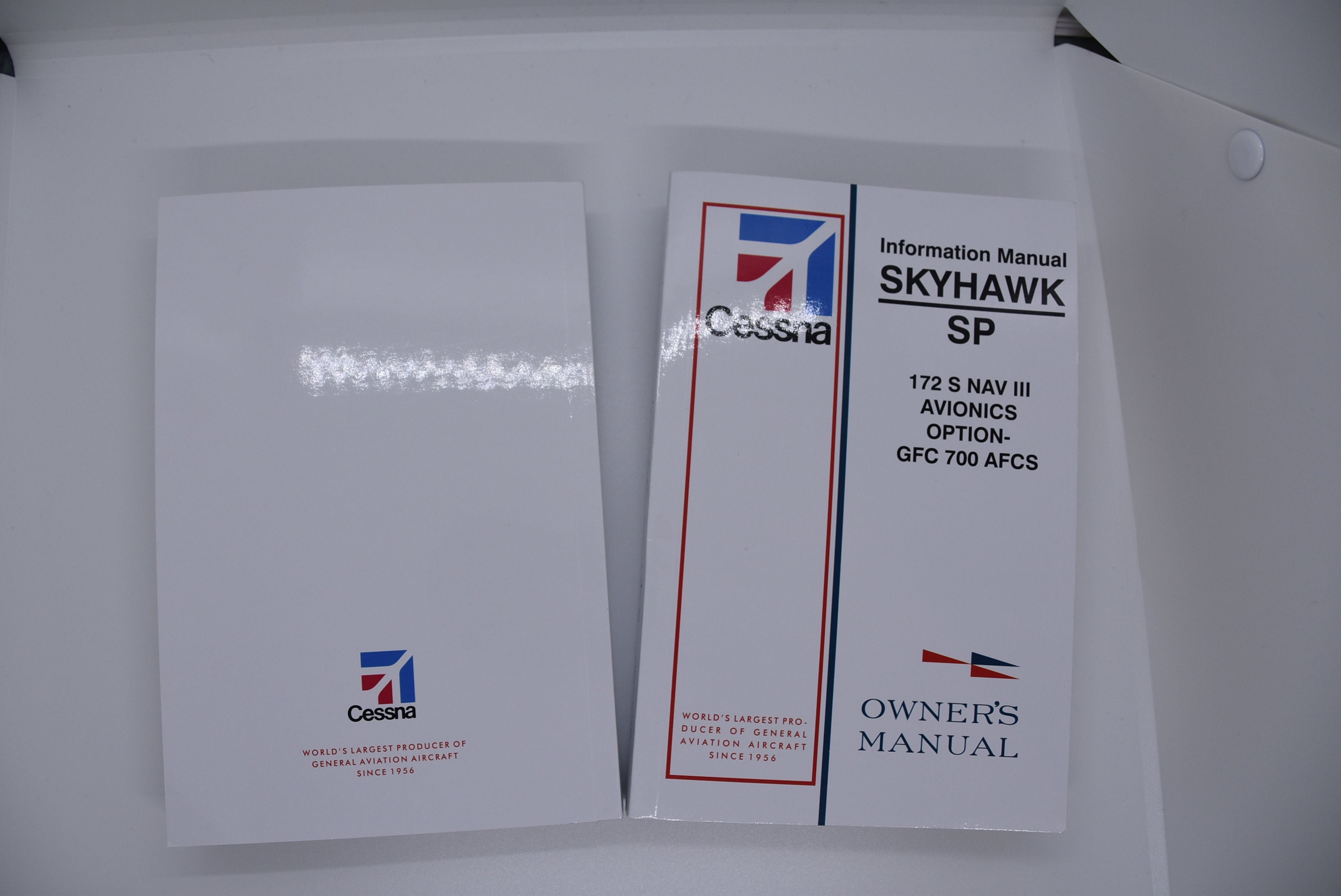 Cessna 172S G1000 Model Pilot Operating Handbook & Handy Quick Reference Checklist for Student ...