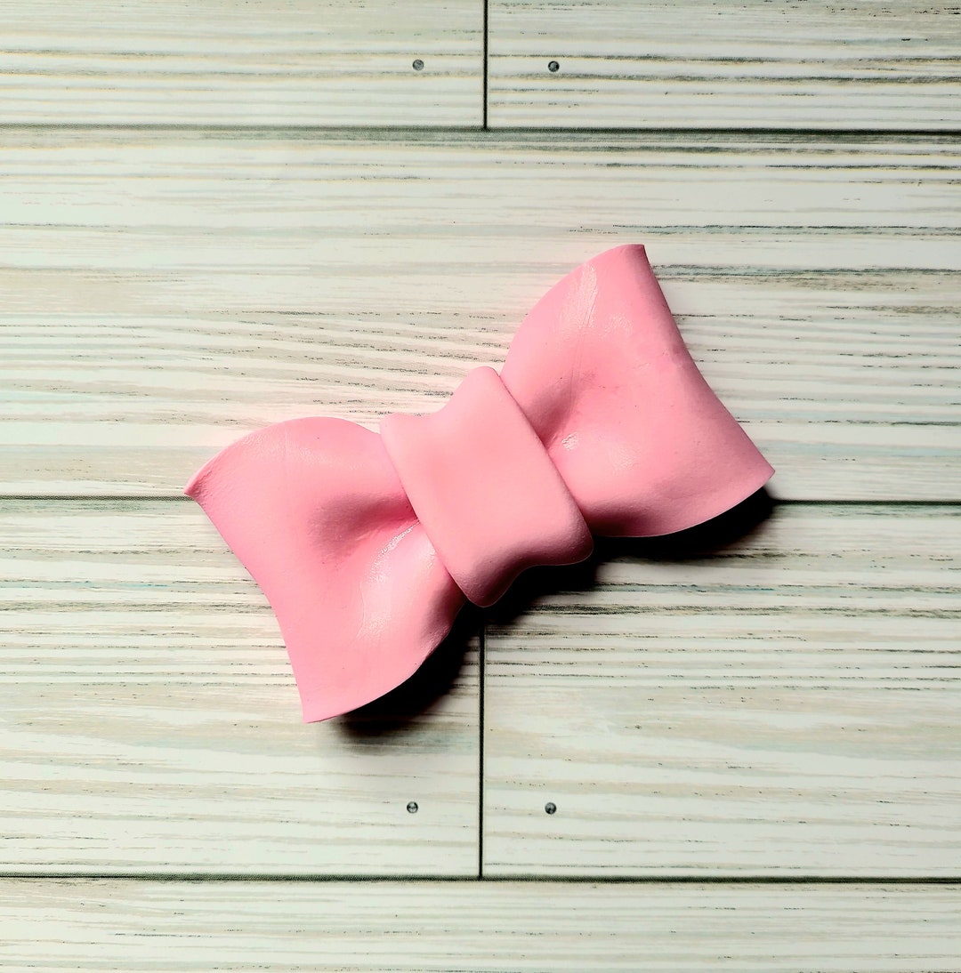 Edible Bow Cake & Cupcake Toppers (custom Colors Available) - Etsy