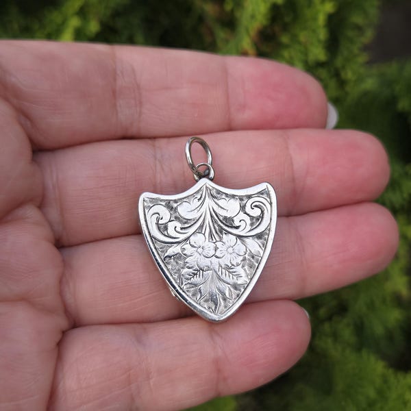 Shield Locket - Etsy