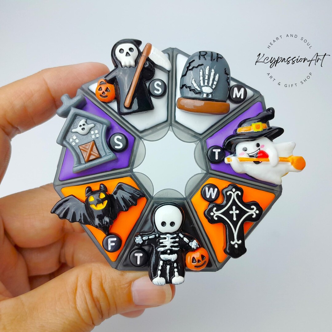 7 Day Pill Organizer 'funny Spooky Creepy' Pill Box (new Version ...