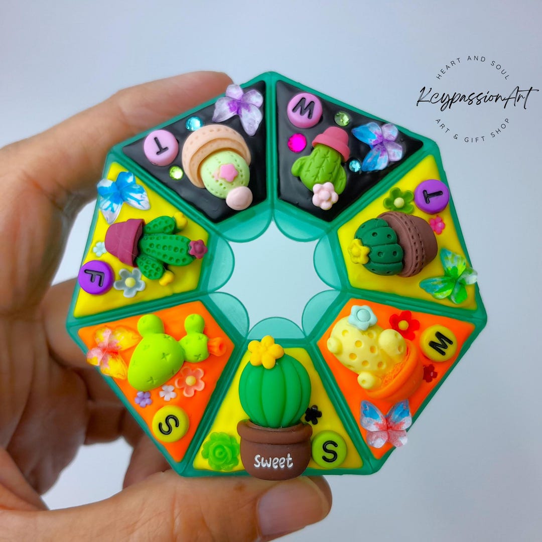 Cactus Pill Organizer, 7 Day Medicine Dispenser, Travel Pill Box - Etsy ...