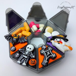 7 Day Pill Organizer 'funny Spooky Creepy' Pill Box (new Version ...