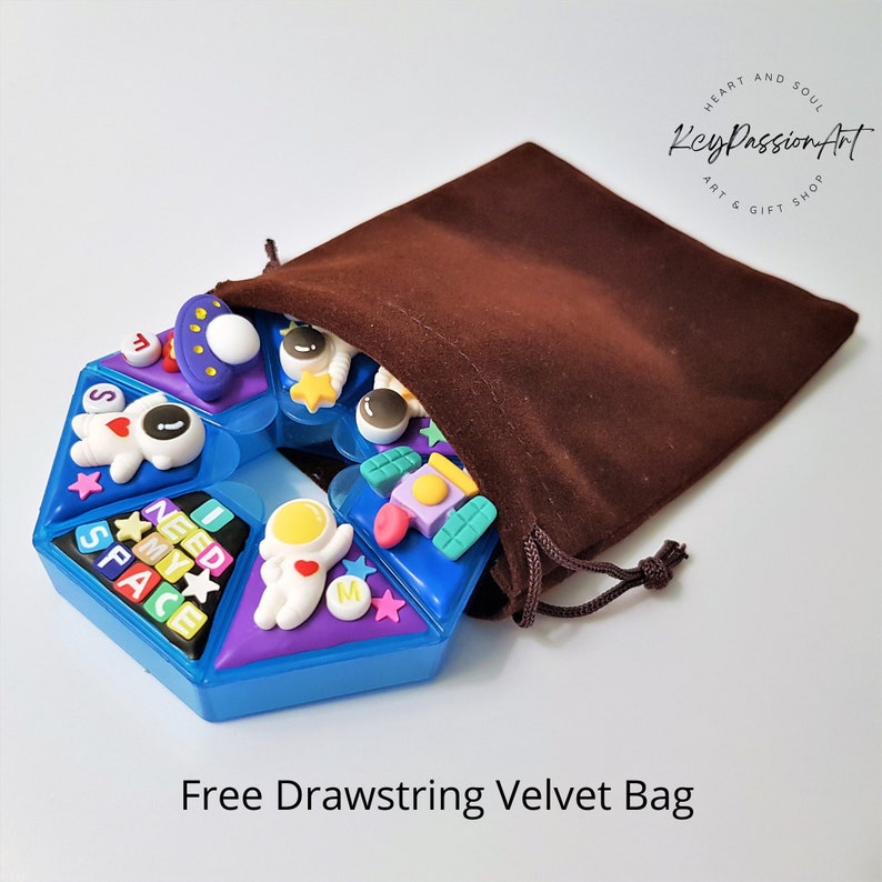 Space Theme 7-day Pill Organizer, Medicine Travel Pill Box - Etsy