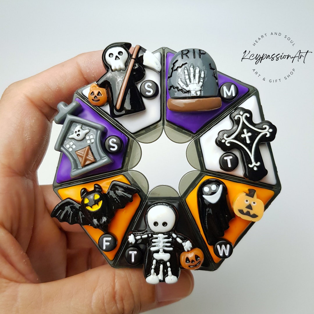 7 Day Pill Organizer 'funny Spooky Creepy' Pill Box new Version 01/03 ...