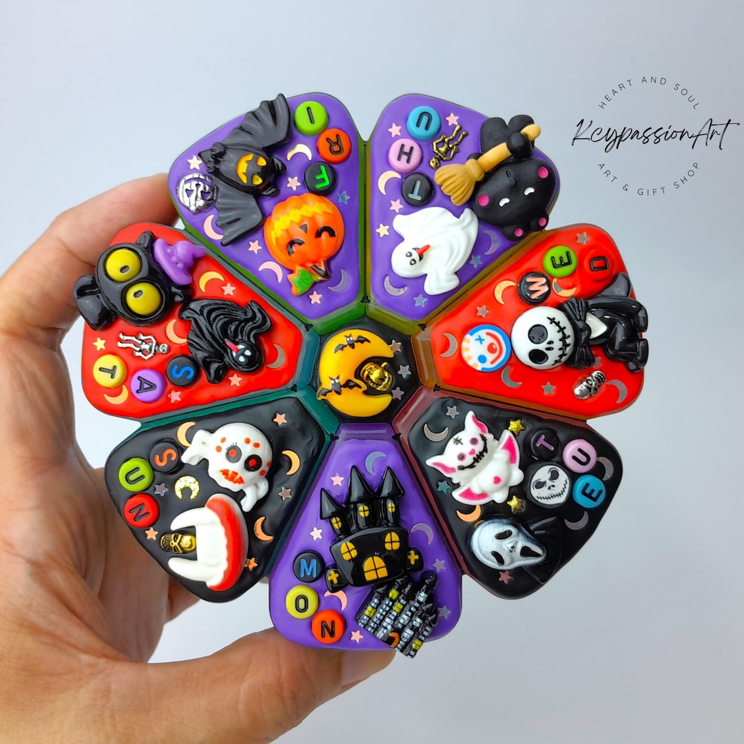 XL 7 Day Decorated Pill Organizer 'spooky Halloween' 8 Compartment Pill ...