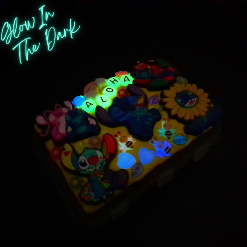 Aloha Friends Flip & Fold Pill Organizer 10 Compartment Pill Box - Etsy UK