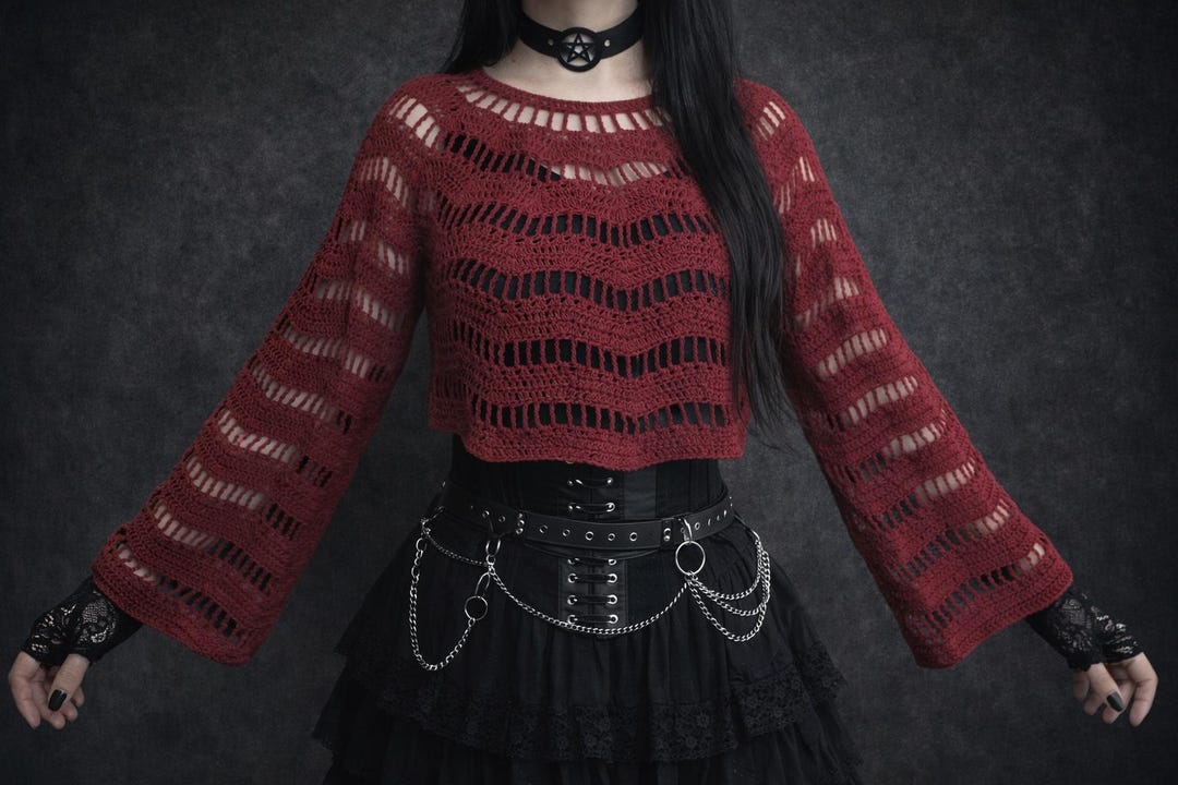 Crochet Pattern: Long Sleeve Oversize Gothic Crop Sweater (photo ...