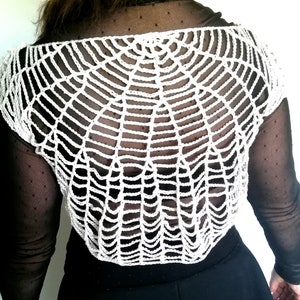 CROCHET PATTERN and Photo Tutorial on How to Make Gothic Crochet ...