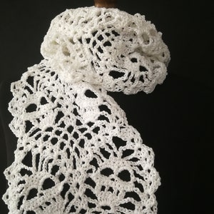 CROCHET PATTERN Skulls Scarf, Creepy Cute Neck Warmer for Goth Girls ...