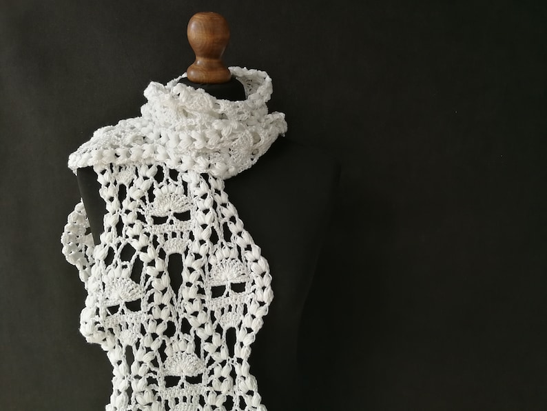 CROCHET PATTERN Skulls Scarf, Creepy Cute Neck Warmer for Goth Girls ...